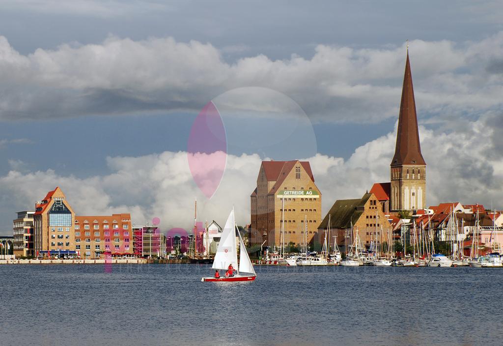 Rostock Skyline 4 | Stadt & Land | kategorien | Printzentrum Rostock ...